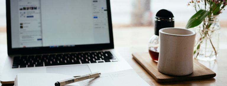 Best Blogging Sites of 2024: Free and Paid Blog Platforms